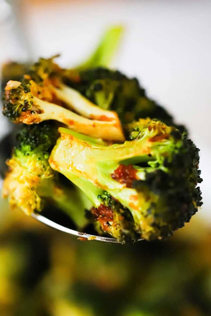 Roasted Broccoli With a Kick (With Video) | How To Feed A Loon