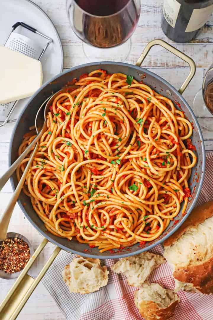 Bucatini all’Amatriciana | How To Feed A Loon