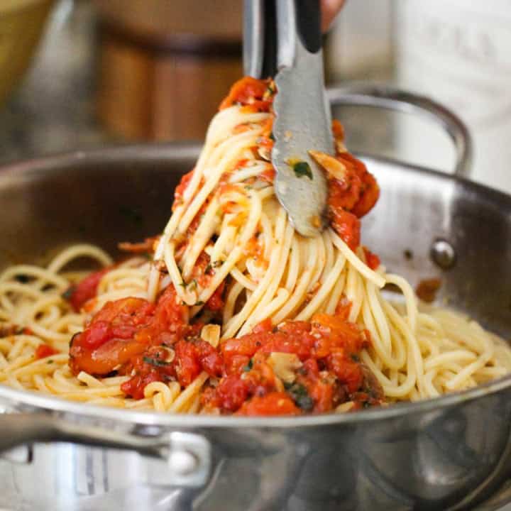 Best-Ever Classic Pasta Pomodoro | How To Feed A Loon