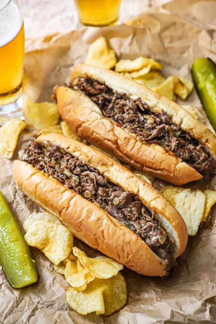 Homemade Philly Cheesesteak (Juicy, Cheesy, and Easy to Make) | How To ...