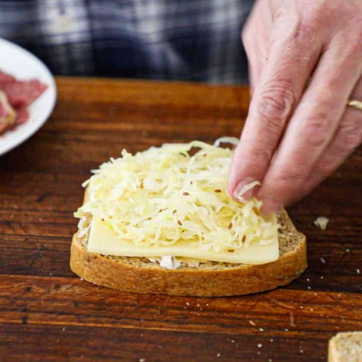 How to Make the Perfect Reuben Sandwich Entirely From Scratch | How To ...